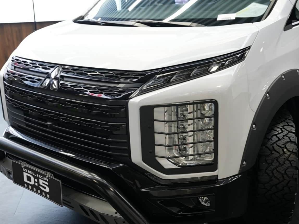 三菱得利卡D:5 4X4亮相国内，可以越野的四驱MPV，价格45.3万_车家号_发现车生活_汽车之家