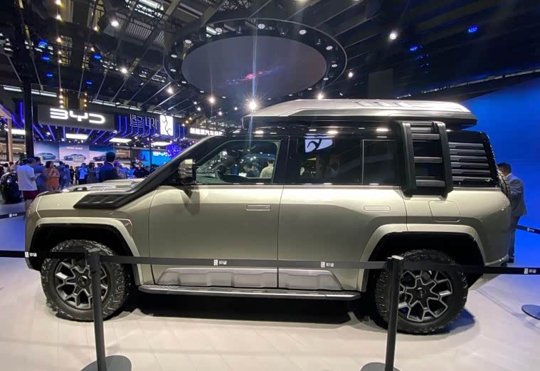 仰望U8豪华版将于8月上市 7月公布内饰设计_车家号_发现车生活_汽车之家