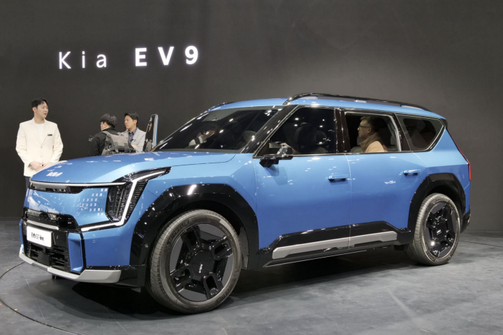 首尔车展直击，起亚即将引入电动车实拍，战斗力评估_车家号_发现车生活_汽车之家