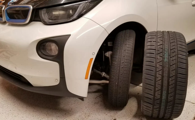 小米YU7轮胎规格到底到不到位？245的胎宽真的小？看完就知道了！_车家号_发现车生活_汽车之家