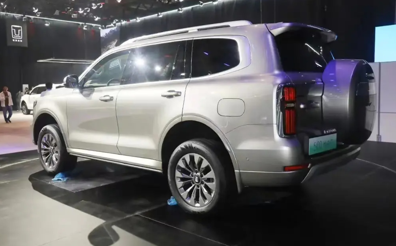 越野车电力化来了！BJ60增程版10月亮相，比坦克500Hi4T油耗更低_车家号_发现车生活_汽车之家