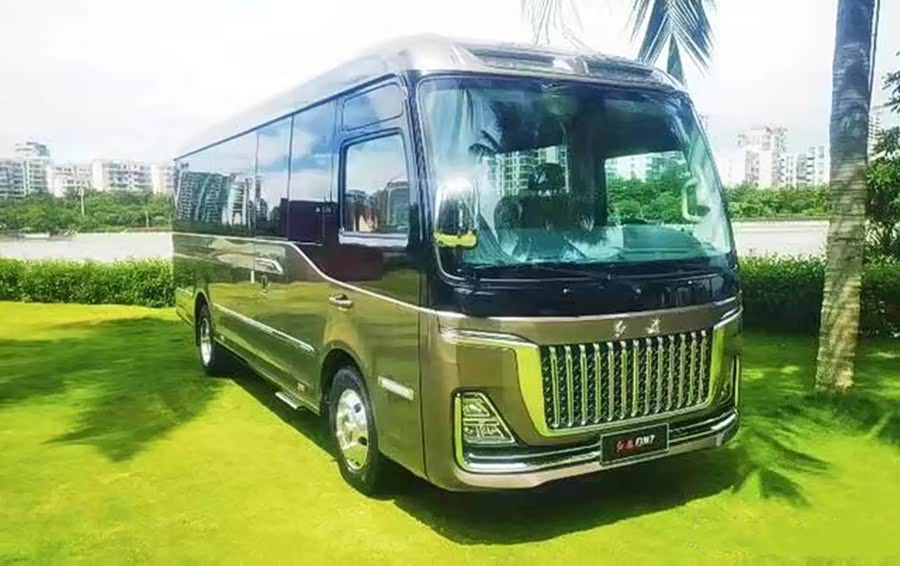 搭载3.0T发动机，17-23座布局，红旗QM7正式发布，竞争丰田考斯特_车家号_发现车生活_汽车之家