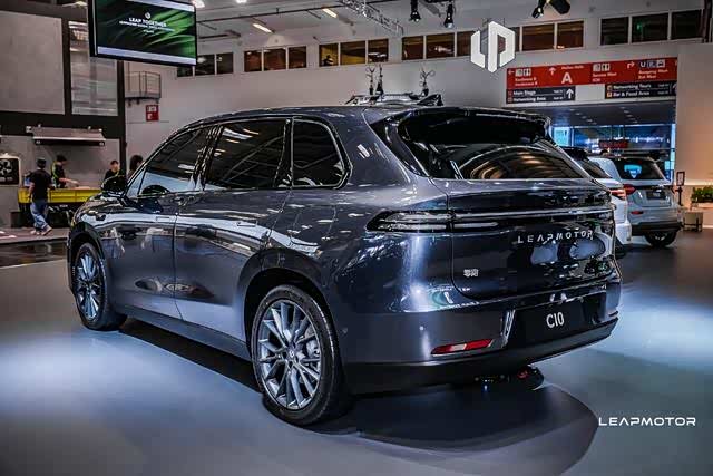 零跑C10全球首发！大空间还走性价比路线，值得等吗？_车家号_发现车生活_汽车之家