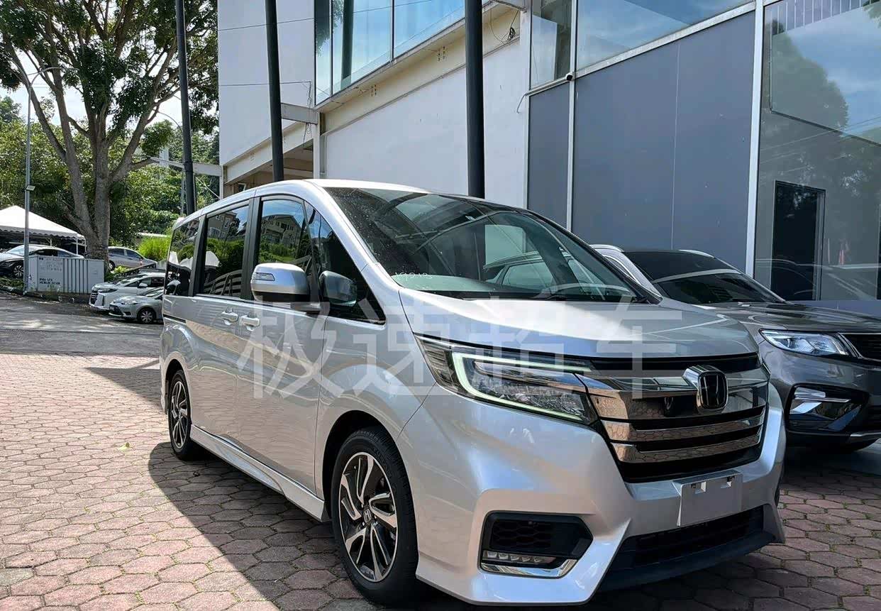 本田STEPWGN海外实拍，7座入门级MPV，相当实用_车家号_发现车生活_汽车之家