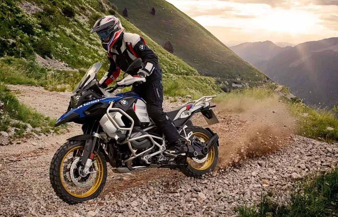 宝马R1300GS官宣：9月28日发布，首张无伪装实车照被曝光_车家号_发现车生活_汽车之家