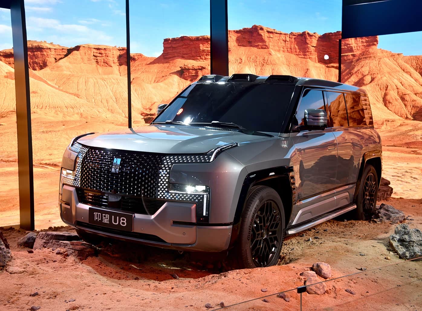 比亚迪仰望U8开启预售，48小时订单量突破13000辆，拥有1100马力_车家号_发现车生活_汽车之家