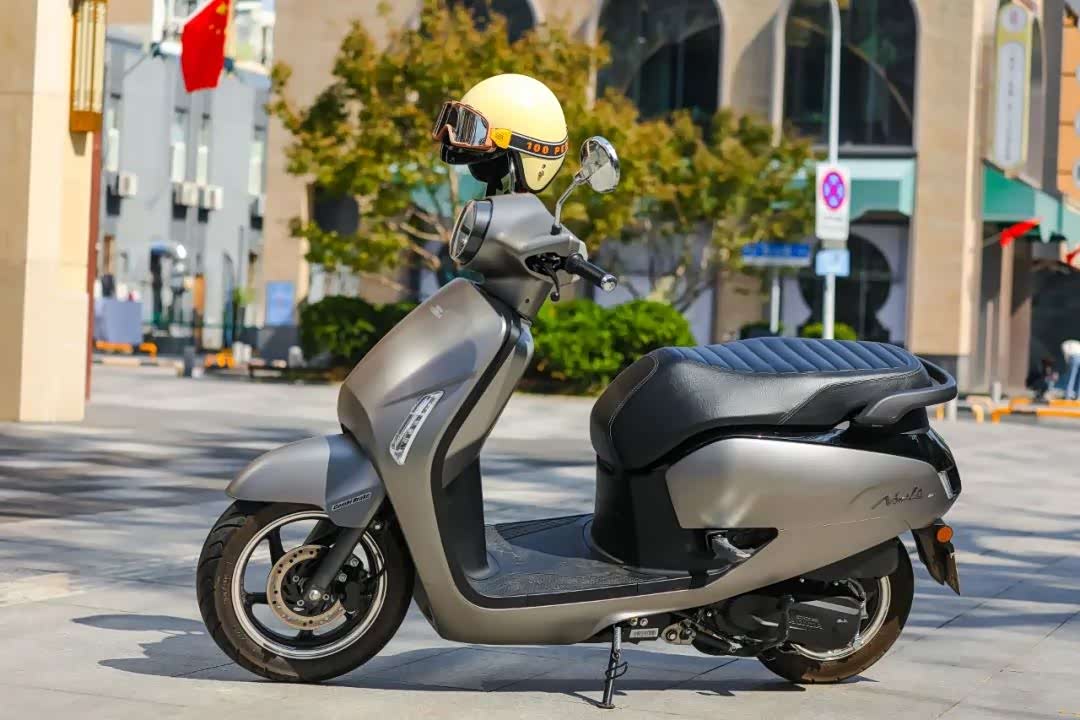 好看好骑的复古踏板，无明显短板—新大洲本田NS125LA摩智测评_车家号_发现车生活_汽车之家