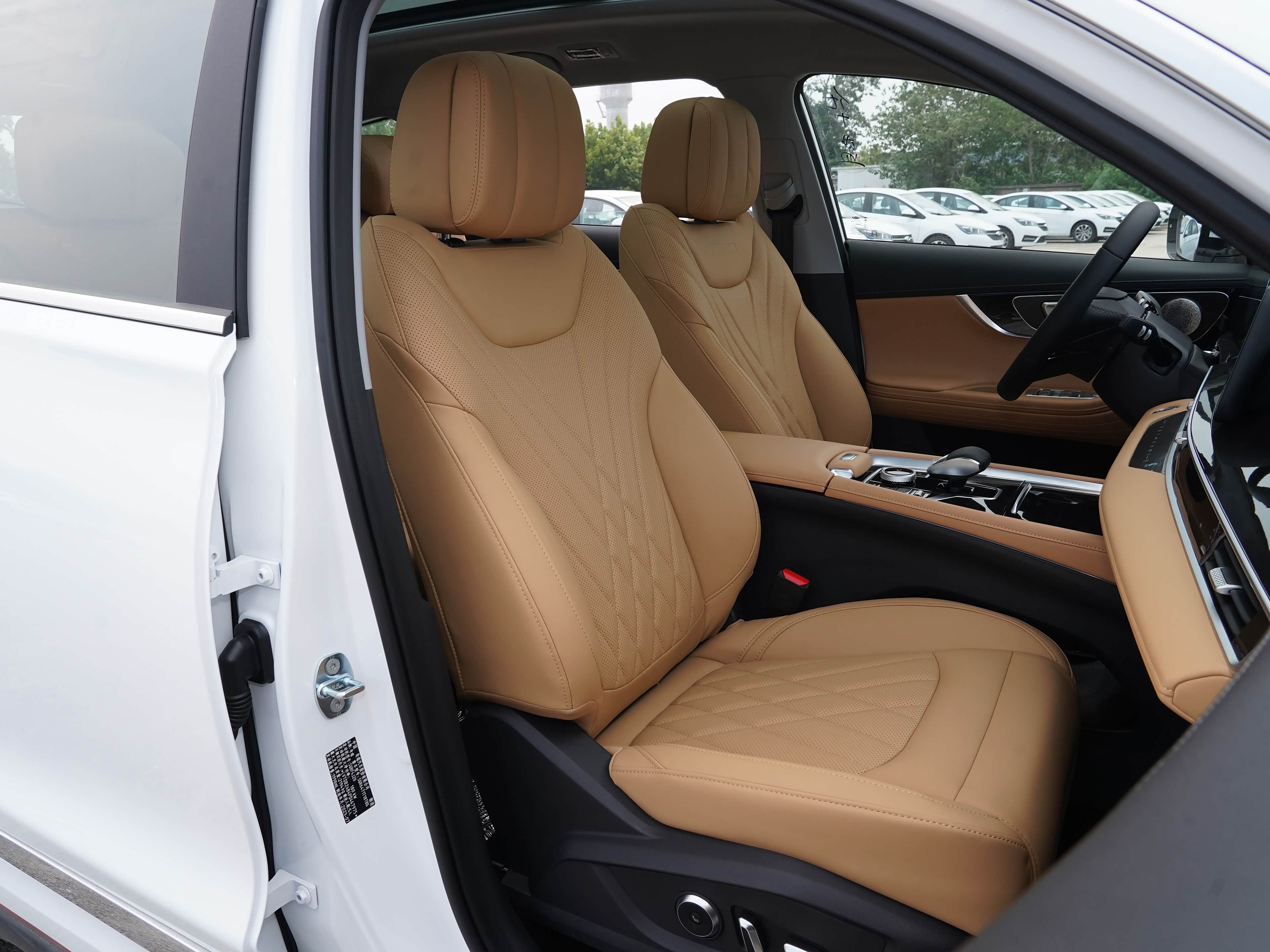 瑞虎8PRO冠军版，入手价格下调，上高通8155芯片，有女王座椅_车家号_发现车生活_汽车之家