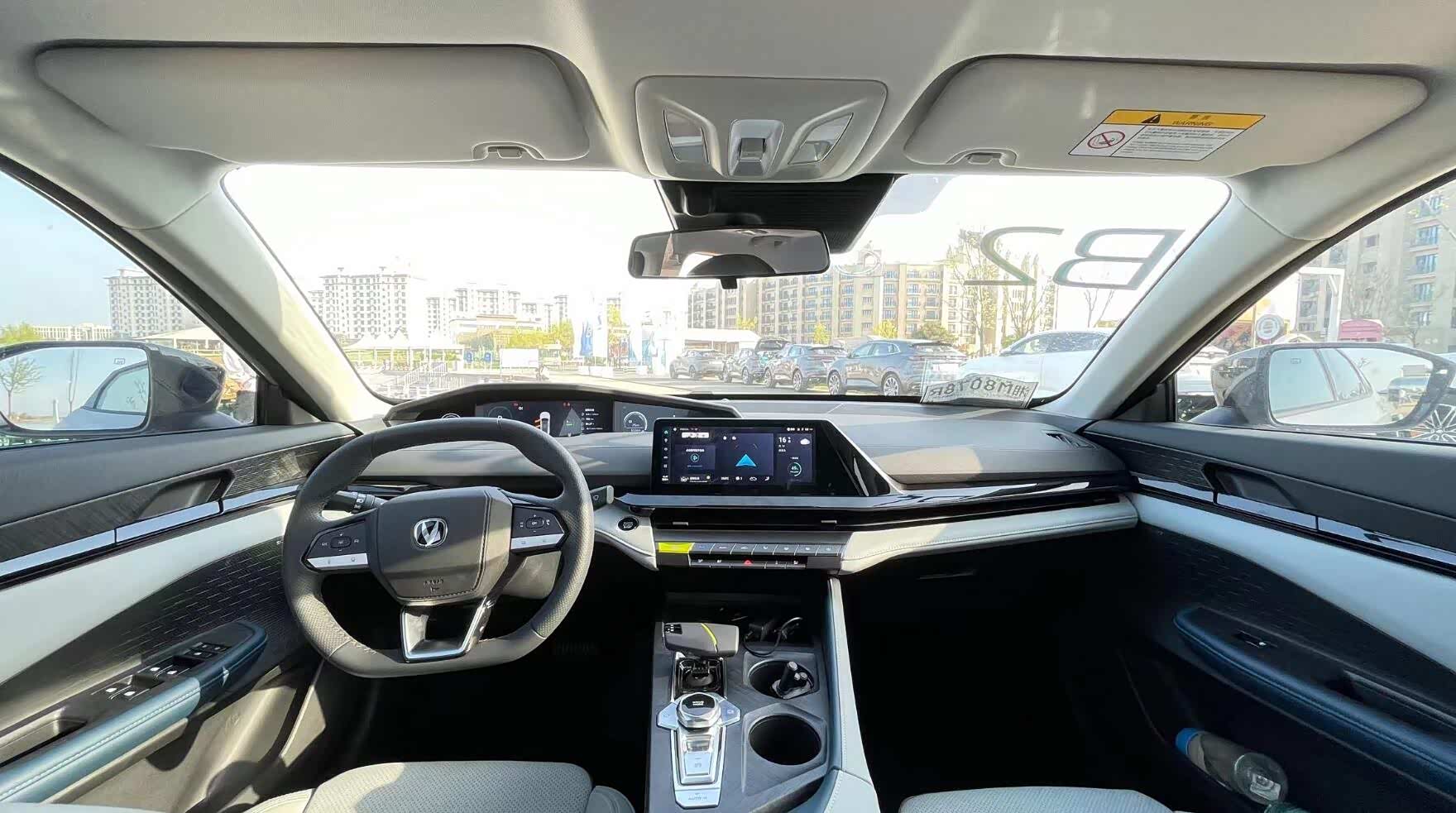 试驾长安UNI-V智电iDD：安全又节能，续航1100km拒绝里程焦虑_车家号_发现车生活_汽车之家