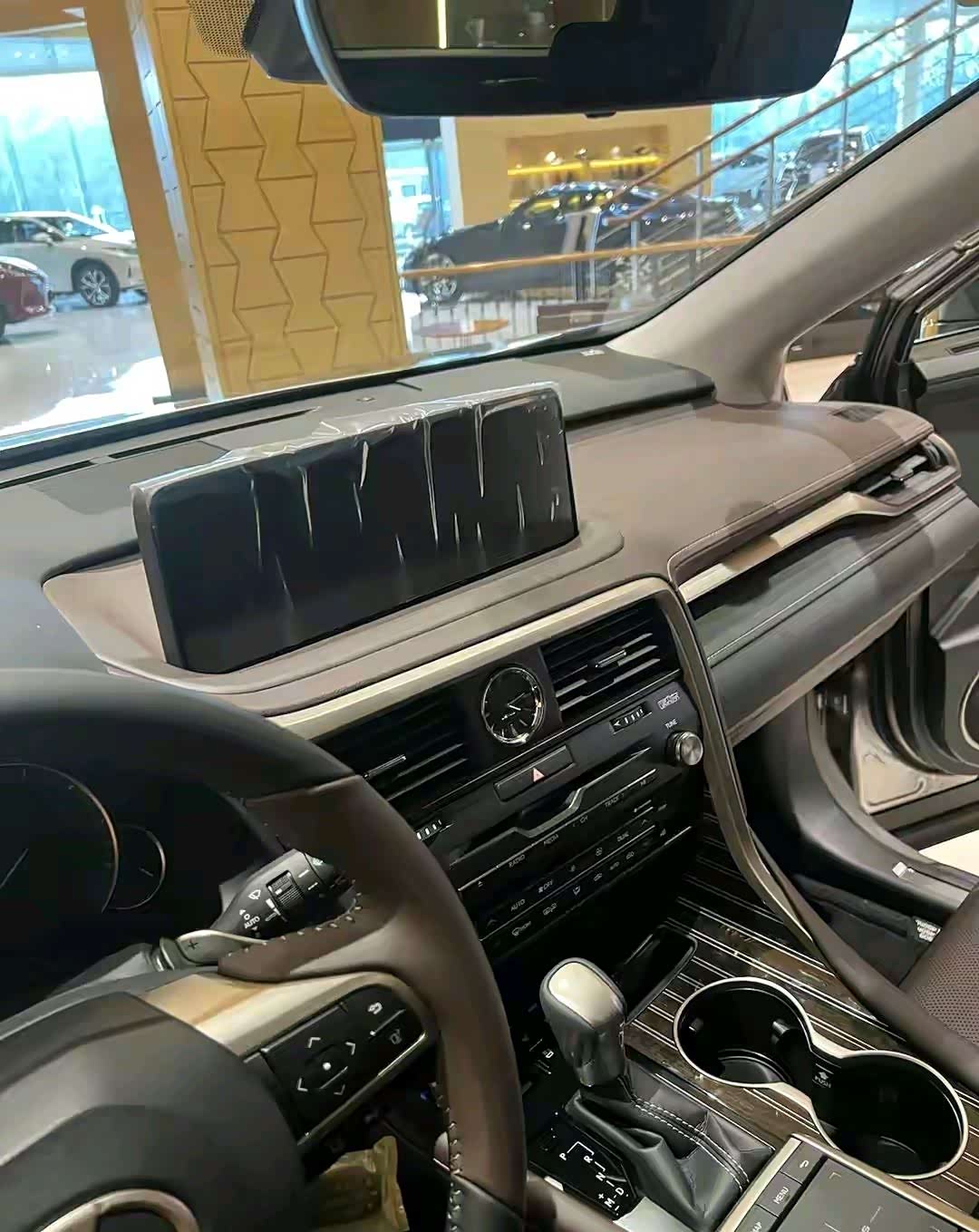 【文章】雷克萨斯RX300新增特别版上市，配2.0T动力，售价50.90万元_车家号_汽车之家