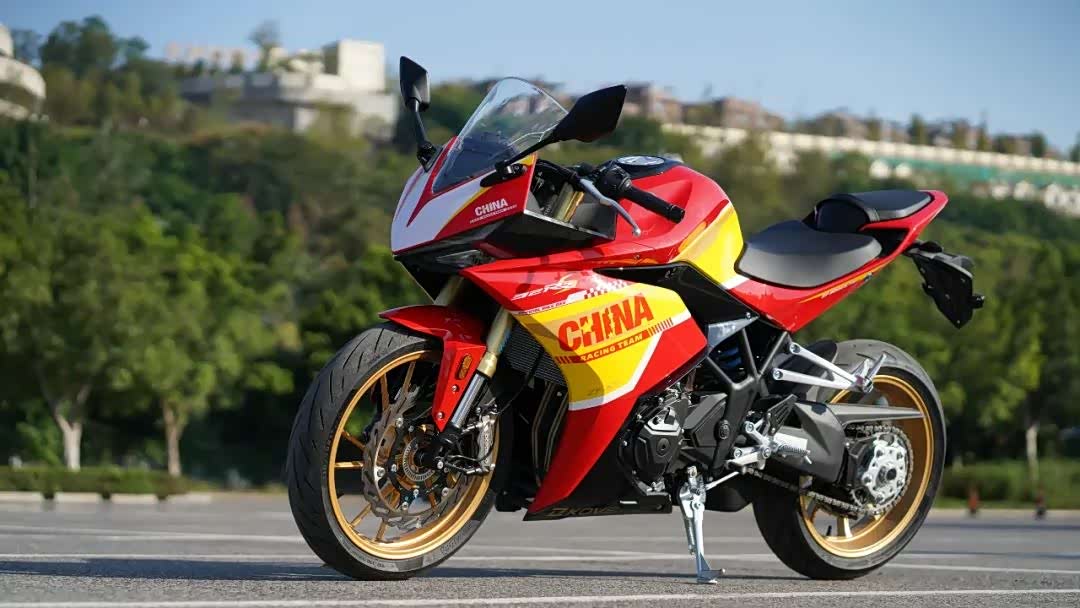 售价27980元！凯越321RR-S国家队限版上市，新车实拍解读_车家号_发现车生活_汽车之家