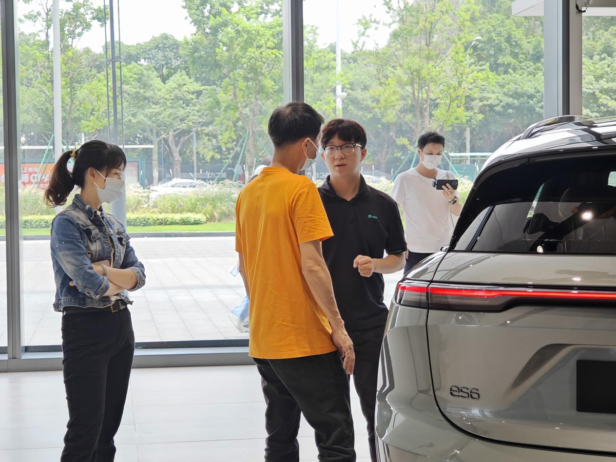 今天朋友圈已经有好几位都去蔚来门店看新款ES6了_车家号_发现车生活_汽车之家