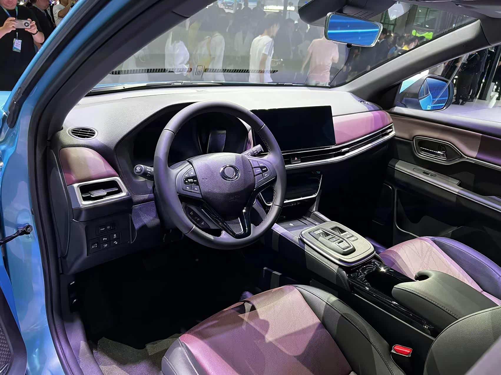 东风本田新款M-NV上市 售价14.98-15.98万元 性能提升_车家号_发现车生活_汽车之家