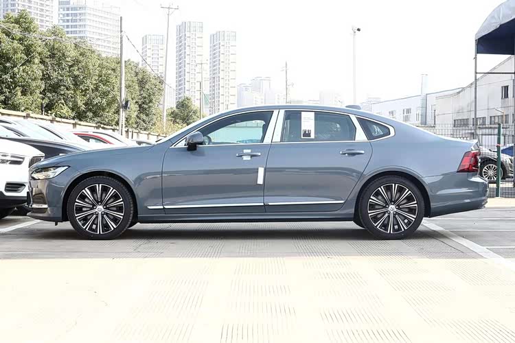 35万买豪华C级车，凯迪拉克CT6和沃尔沃S90该选哪个？_车家号_发现车生活_汽车之家