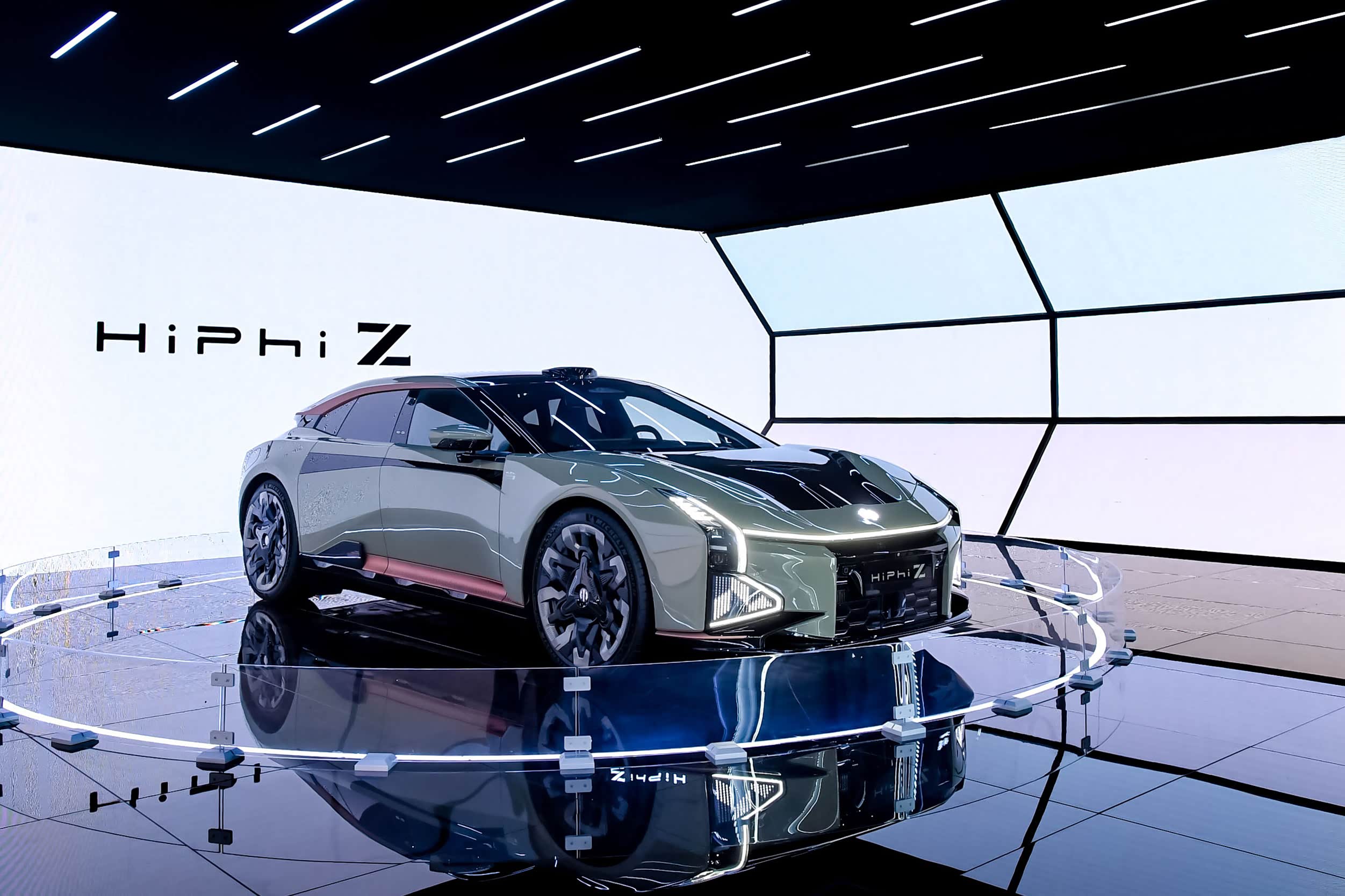 61万起售/年底交付，高合HiPhi Z将于10月1日开启大定_车家号_发现车生活_汽车之家