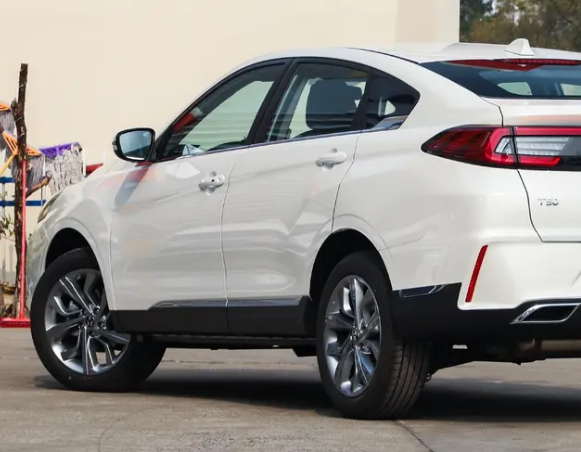 被忽视的日系SUV，1.5T爆190马力，自动挡不足10万，却没人要_车家号_发现车生活_汽车之家