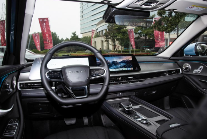 奇瑞风云A8续航超1400km，售价11.99万起，标配1.5T插混！_车家号_发现车生活_汽车之家