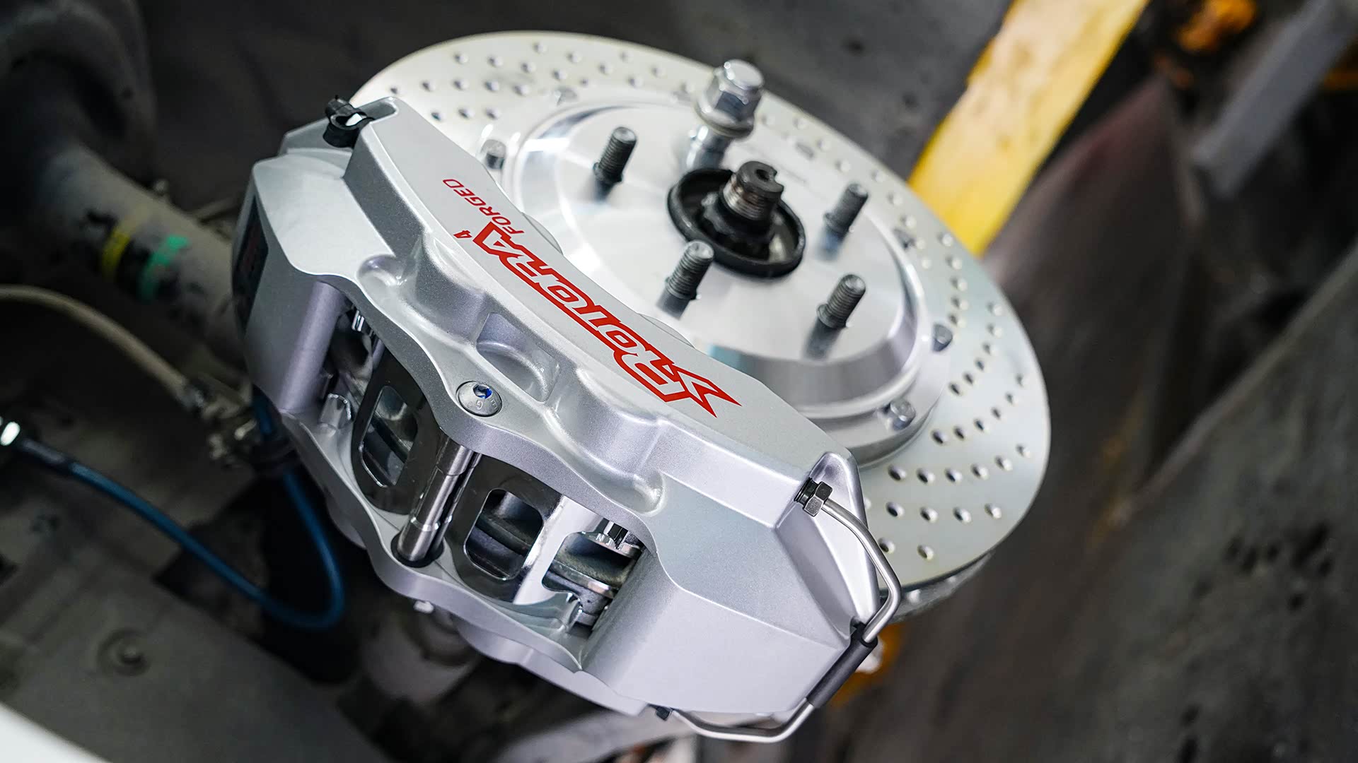 【文章】雷克萨斯ES300h(XZ10)改装升级Rotora刹车_车家号_汽车之家