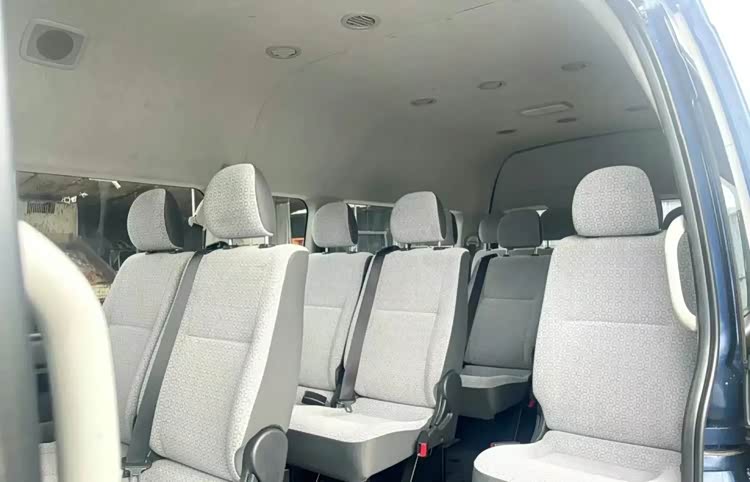 “柴油”丰田海狮“面包车”，14座大空间，普拉多同款2.8T+6AT_车家号_发现车生活_汽车之家