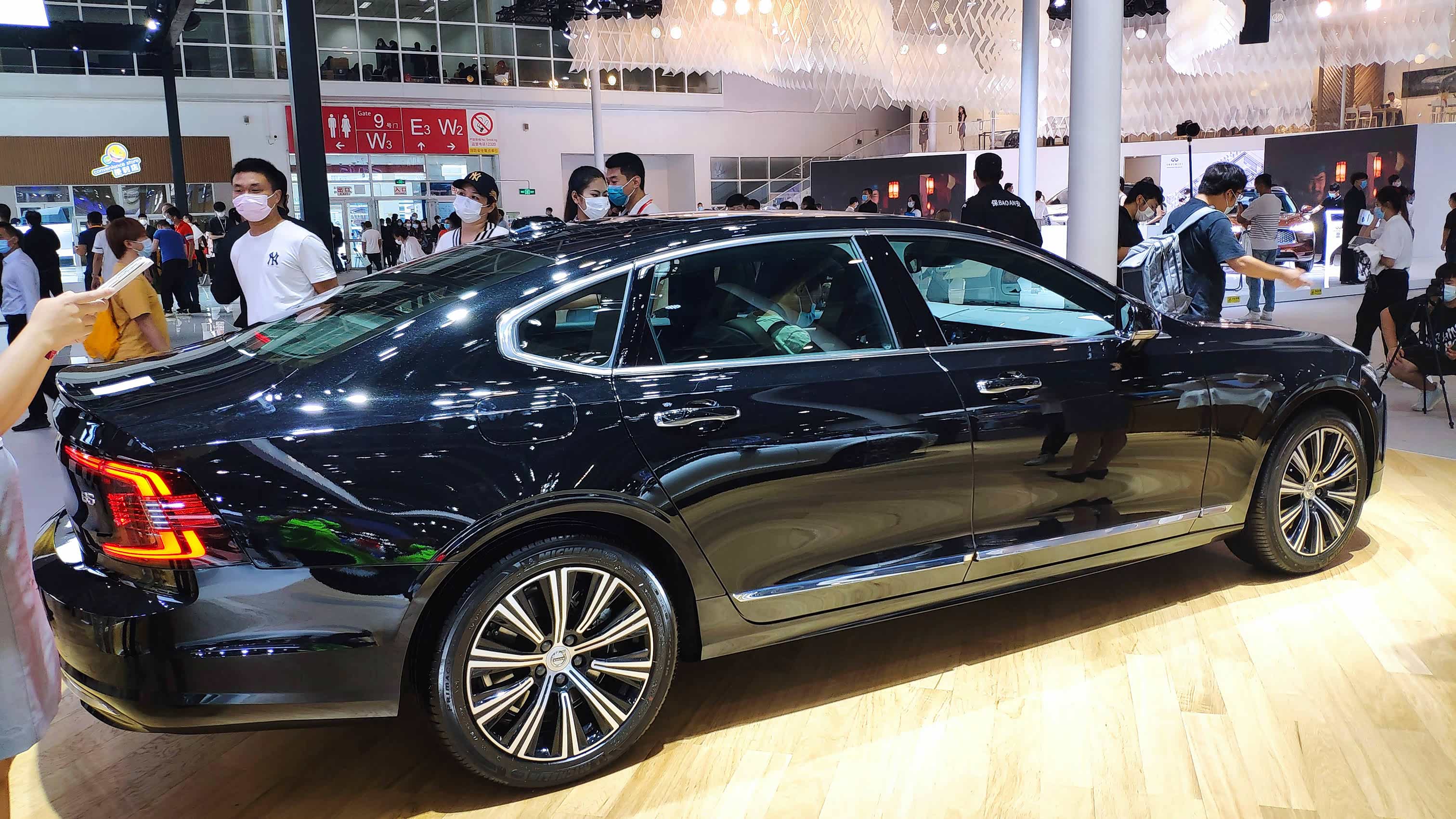 内外兼修有气质，沃尔沃S90跌至31万元起，不比奥迪A6L更香吗？_车家号_发现车生活_汽车之家