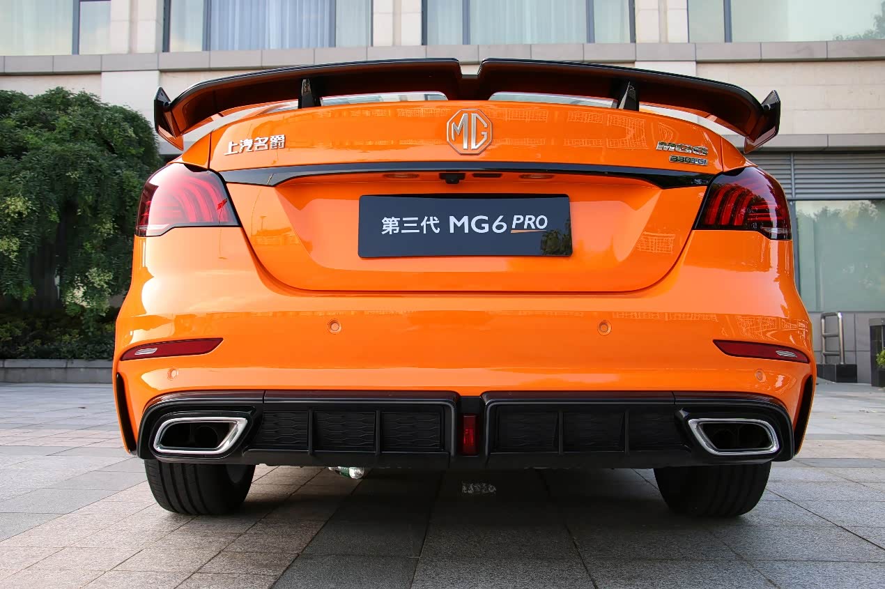 10万级家轿内卷，全新一代MG6 PRO变身性能钢炮_车家号_发现车生活_汽车之家