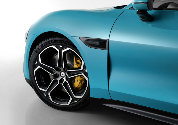 小米汽车SU7：内饰首度揭秘，翻转仪表+澎湃OS，配置惊艳_车家号_发现车生活_汽车之家