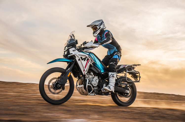 喜欢拉力的不要错过，春风450MT就要上市，直接赢在起跑线？_车家号_发现车生活_汽车之家