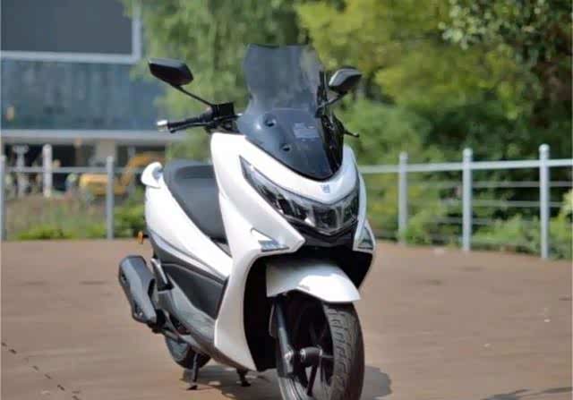 豪爵新款UHR150体验，还能成为摩友心中的热门的之选？_车家号_发现车生活_汽车之家