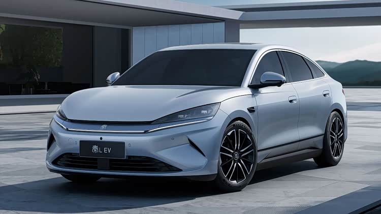 零跑B01和小鹏MONA M03、秦L EV，三方面对比，谁更适合你？_车家号_发现车生活_汽车之家