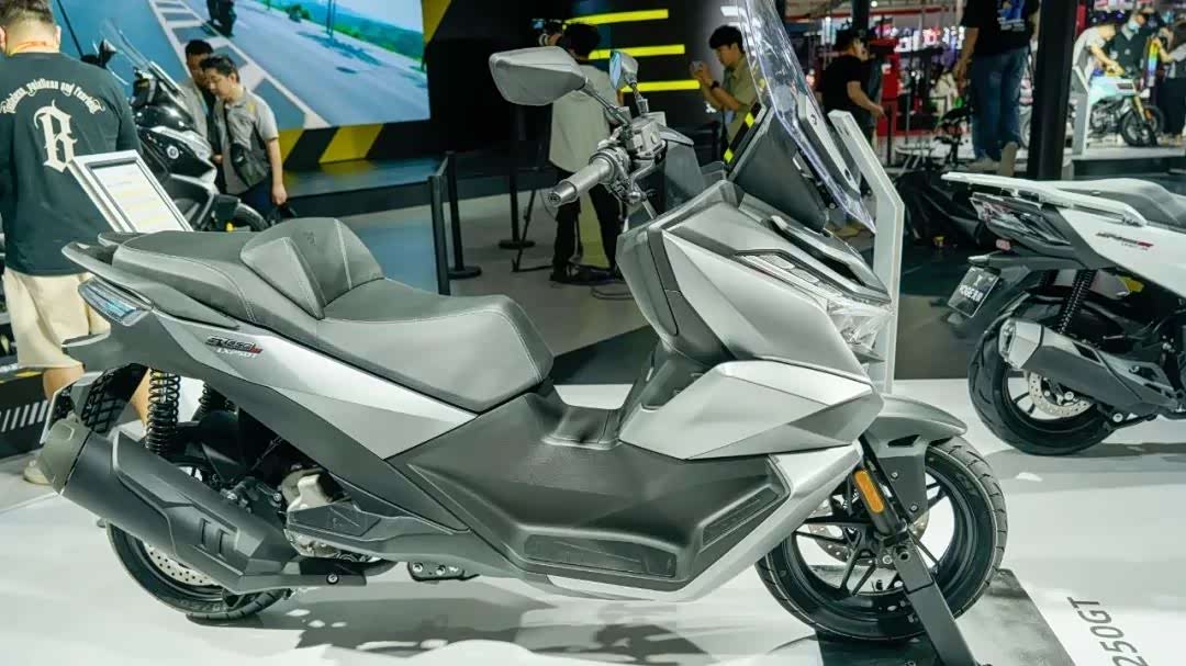 无极发布40766起带雷达预警SR4MAX，亮相SR250GT、CU525、DS900X_车家号_发现车生活_汽车之家