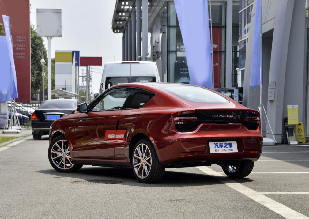 双门四座的零跑S01，外观运动媲美跑车，6.9秒可破百续航达451KM_车家号_发现车生活_汽车之家