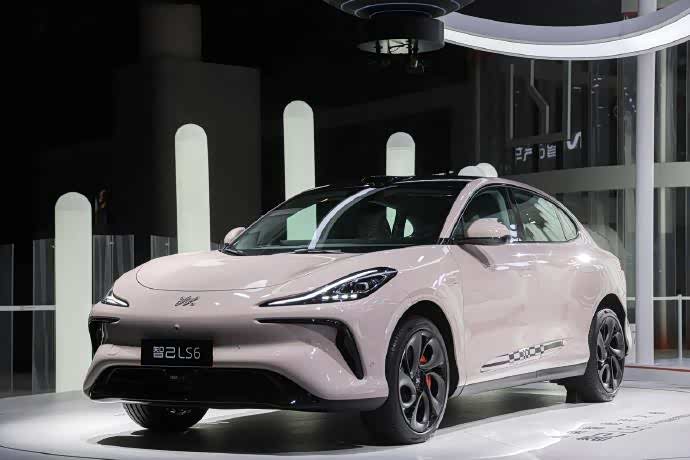 智己LS6开启预售，充电5分钟续航200km_车家号_发现车生活_汽车之家