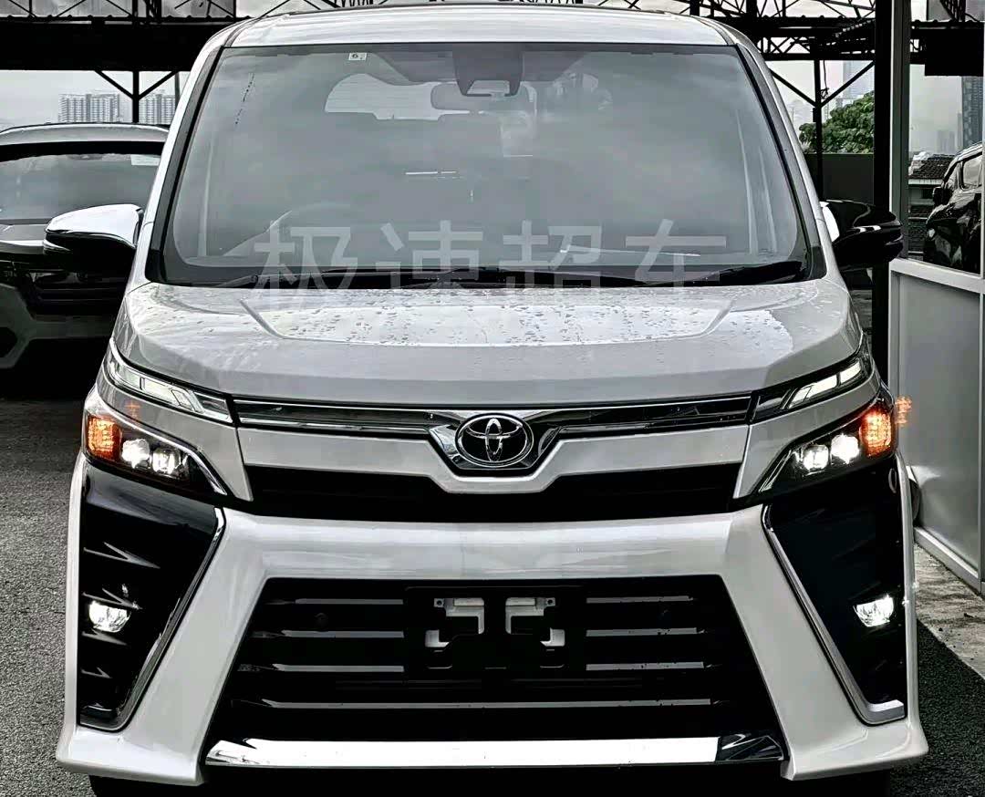 丰田VOXY：实用大空间家用7座MPV，成熟2.0引擎，时尚又帅气_车家号_发现车生活_汽车之家