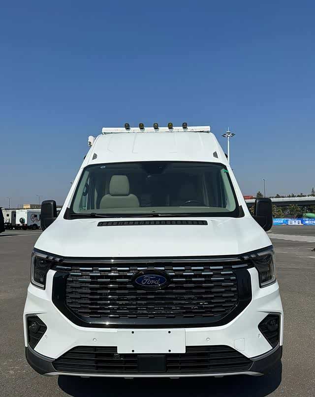 福特T8越界：2.3T+8AT，旅行小坦克，前卫酷炫之谜？_车家号_发现车生活_汽车之家