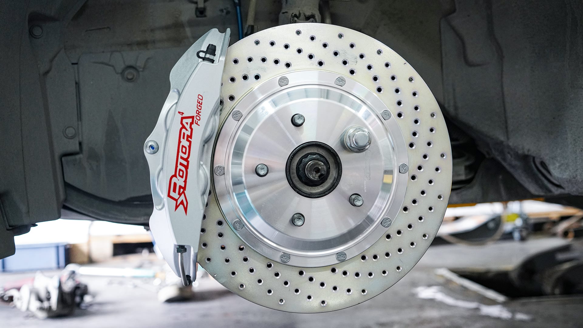 【文章】雷克萨斯ES300h(XZ10)改装升级Rotora刹车_车家号_汽车之家