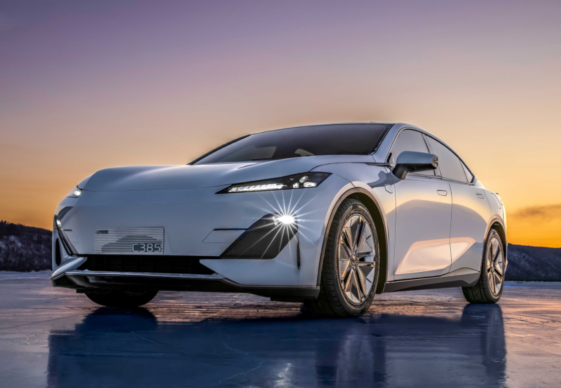 长安C385正式命名“深蓝SL03”，或15W左右起售_车家号_发现车生活_汽车之家