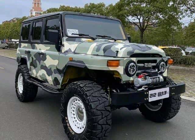 北京212“狙击手”迷彩涂装，内饰廉价，搭2.4T引擎，越野能力强_车家号_发现车生活_汽车之家