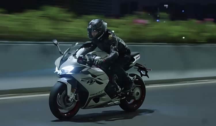 国产“奥古斯塔”，准公升级QJ赛921售价69999元，是否值得推荐？_车家号_发现车生活_汽车之家