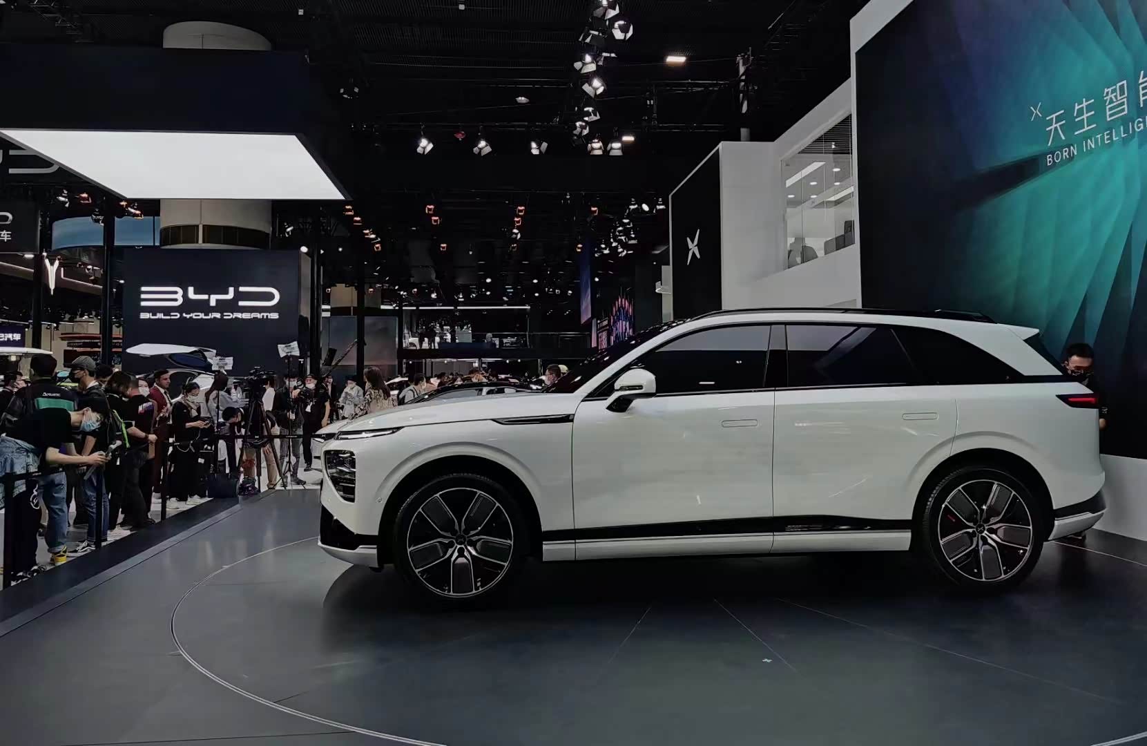 小鹏G9首发，配备Xpilot 4.0辅助驾驶系统_车家号_发现车生活_汽车之家