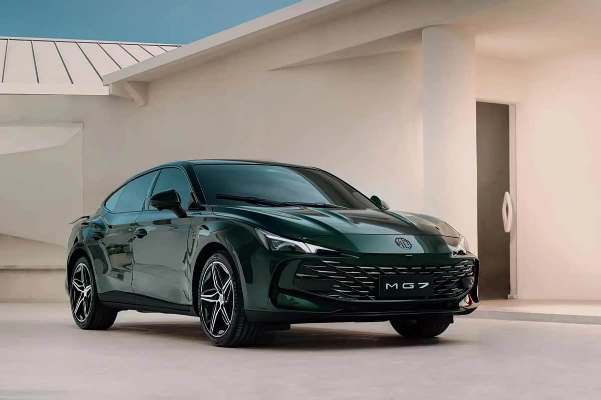 2.0T+9AT+电控悬架,颜值媲美帕拉梅拉的黑标MG 7能否重振名爵_车家号_发现车生活_汽车之家