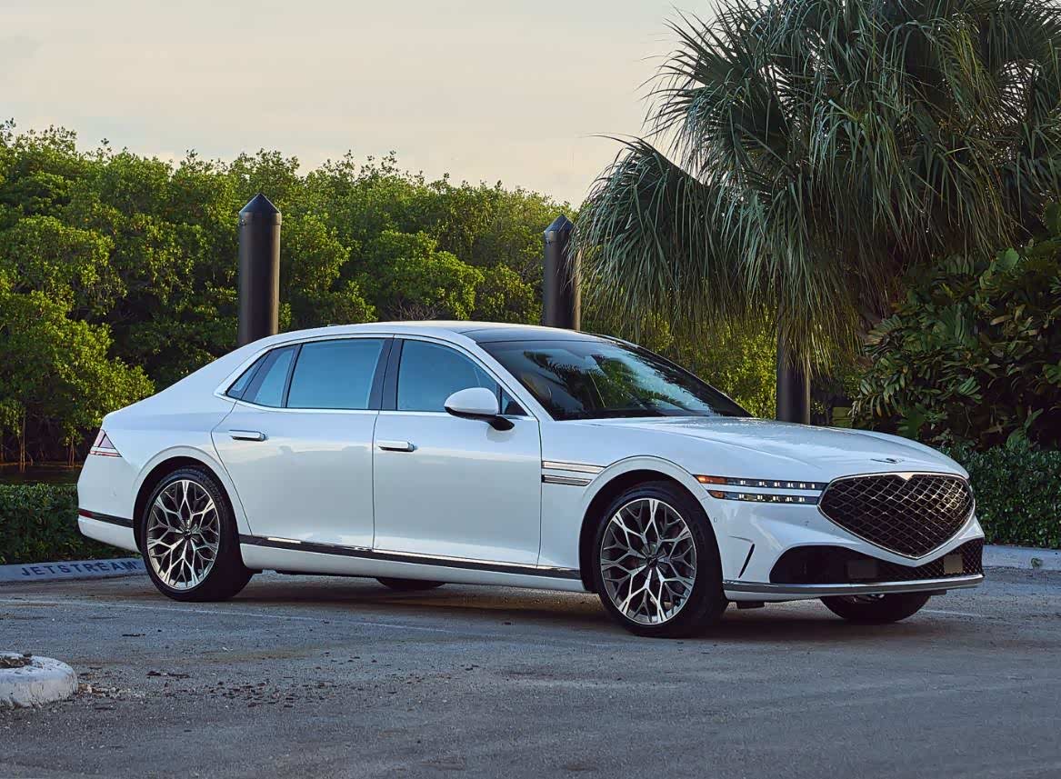 印尼G20峰会座驾：捷尼赛思气场不错，但被国产红旗N701盖住了_车家号_发现车生活_汽车之家