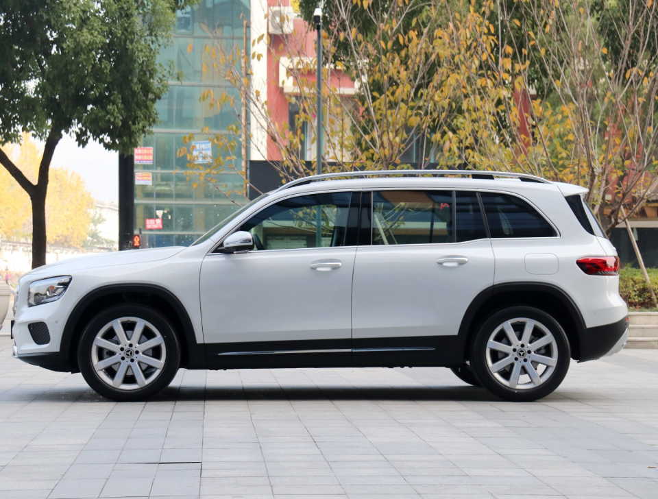 评价不高，但年销量近6万，奔驰GLB到底怎么样？_车家号_发现车生活_汽车之家