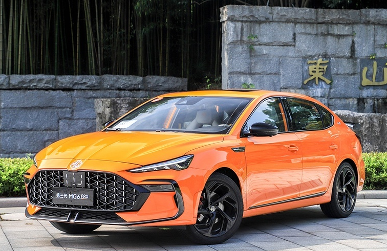 MG6 PRO上市，平价跑车，性格张扬，瞬间疯狂_车家号_发现车生活_汽车之家