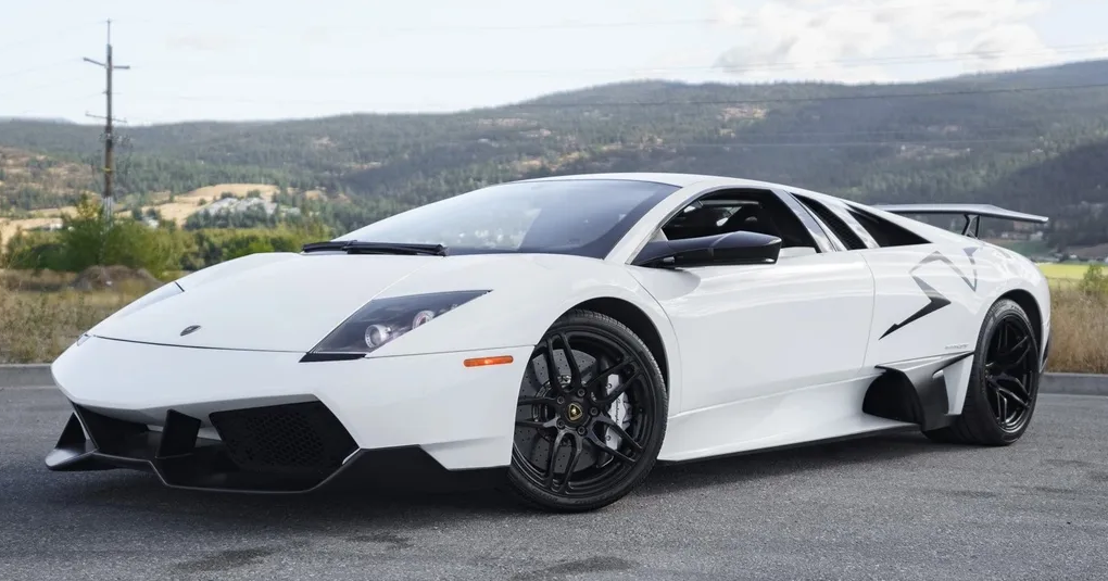 【文章】兰博基尼Murcielago LP670-4 SuperVeloce是终极V-12狂暴公牛_车家号_汽车之家