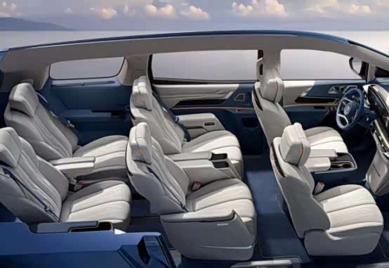 搭载全新logo 别克GL8世纪即将上市_车家号_发现车生活_汽车之家