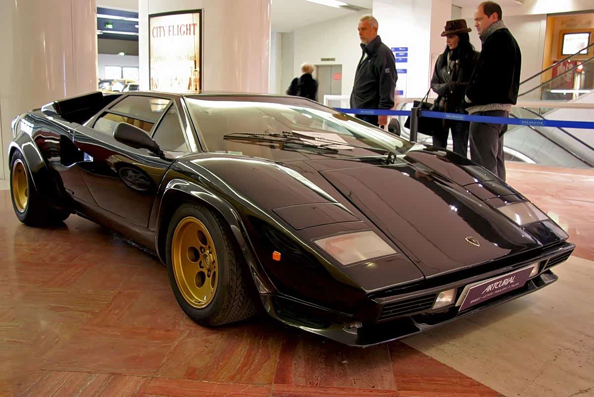 兰博基尼Countach 50岁生日快乐！_车家号_发现车生活_汽车之家