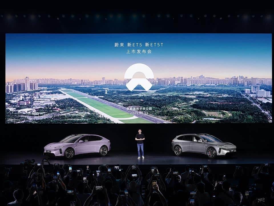 超500项升级，蔚来新ET5、新ET5T上市，售价29.8万元起_车家号_发现车生活_汽车之家