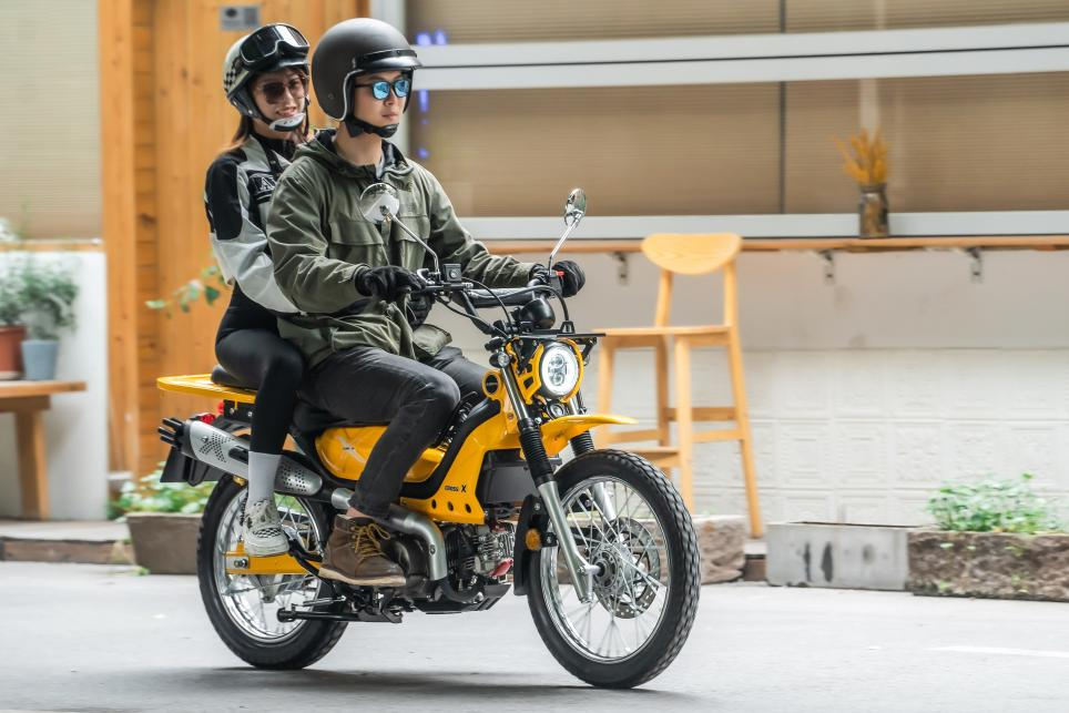 【文章】CoCo机车发布10680元现代复古Pony150F、8980元Cross 125X_车家号_汽车之家