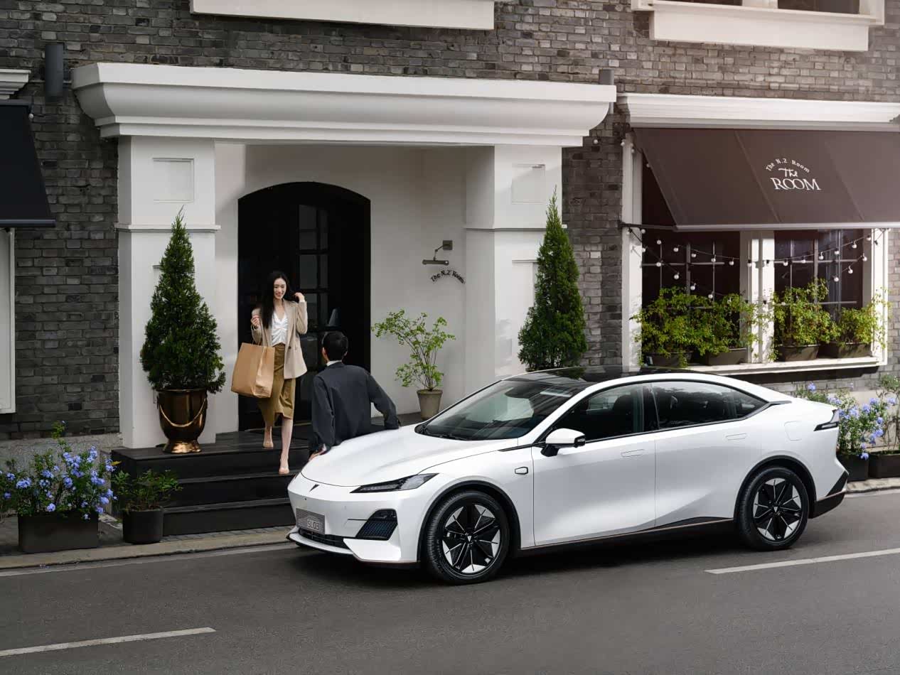 深蓝SL03和荣威D7：品牌背景与市场竞争力的评估_车家号_发现车生活_汽车之家