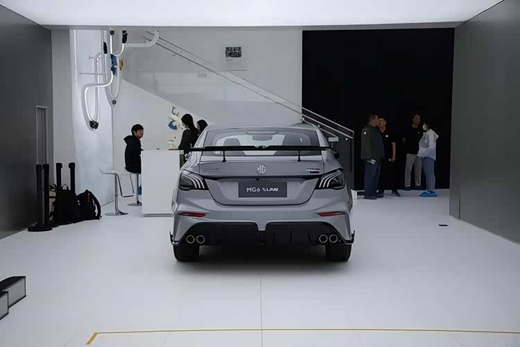潮燃风暴登陆广州车展 MG6 XLINE为个性的你而来！_车家号_发现车生活_汽车之家